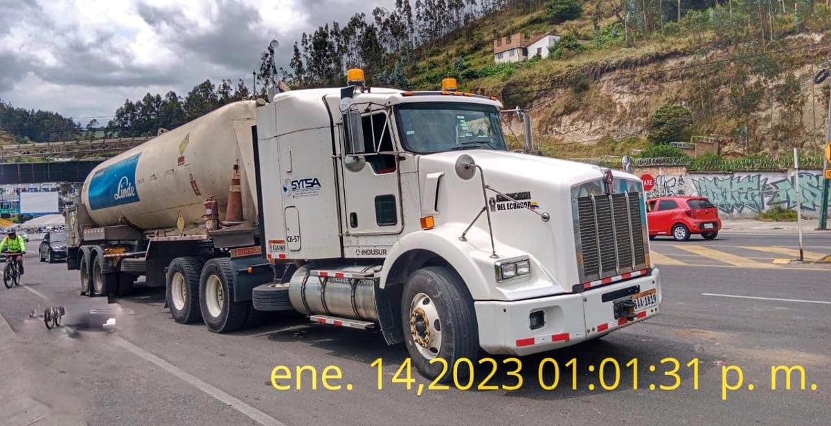 Llegaron 20 toneladas de oxígeno provenientes de Ecuador - INFORMATIVO ...