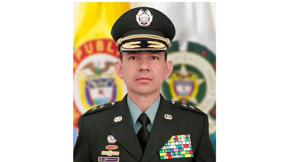 General Henry Yesid Bello Cubides asume como comandante de la Región de ...