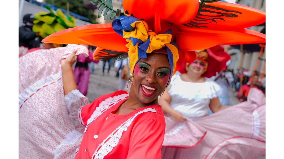El Día de Negros recuperó su raíz histórica con un desfile propio en ...